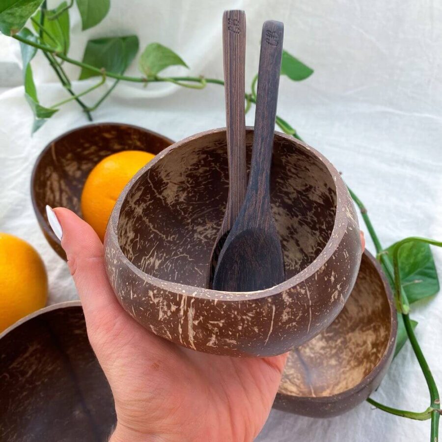 Coconut Bowls Review and Why I Love Eating from Them - Jasmin Vilhelmina